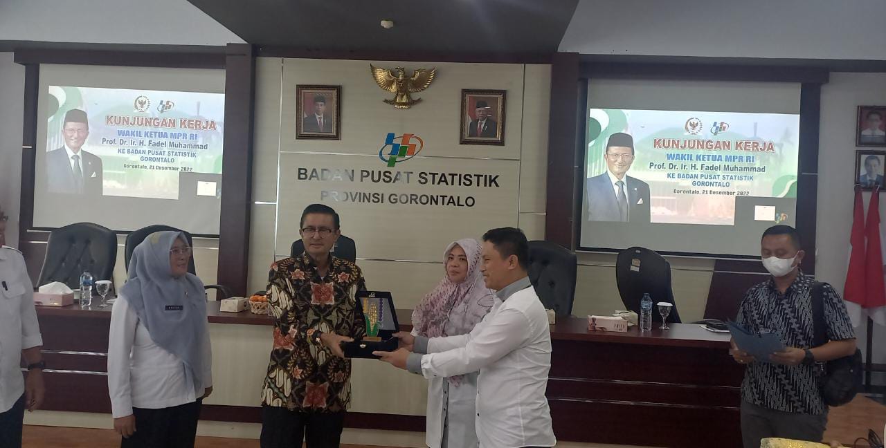 Fadel Muhammad Prihatin Sektor Pertanian Gorontalo Tidak Tumbuh – Newsnesia.id